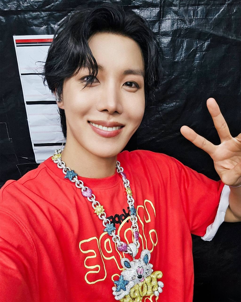 BTS Community Post - Atualização da conta do BTS no twitter Novos ...