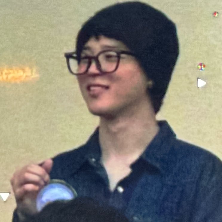 BTS Community Post - Jimin eres hermoso, precioso, un ser humano ...