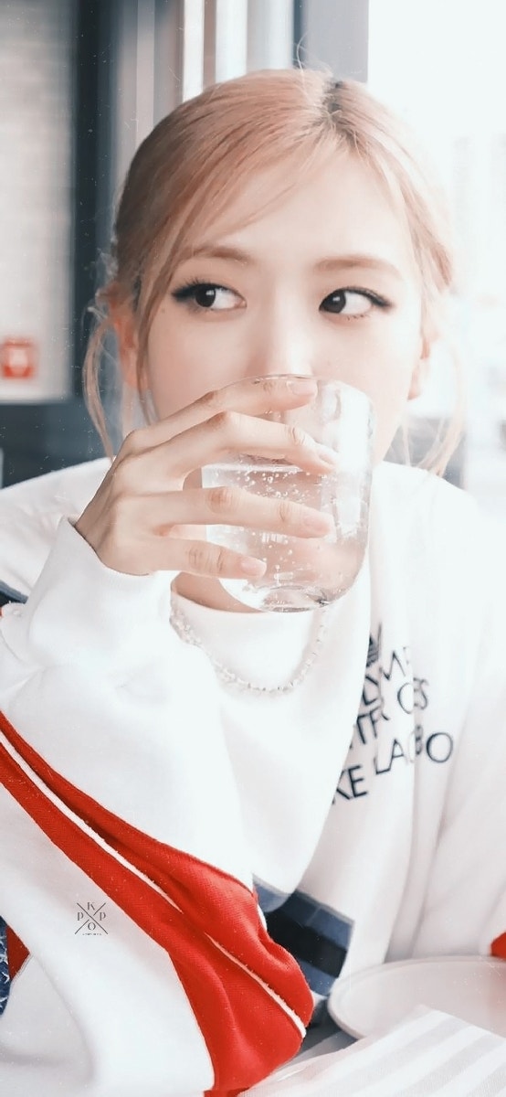 BLACKPINK Community Post