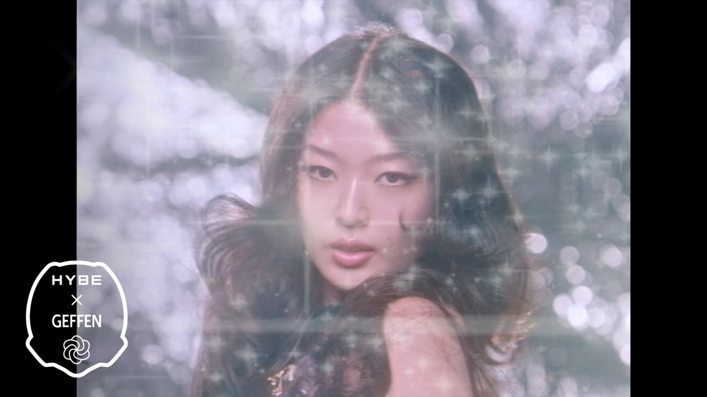 Weverse KATSEYE Media - KATSEYE (캣츠아이) "Gabriela" Official MV Teaser 1