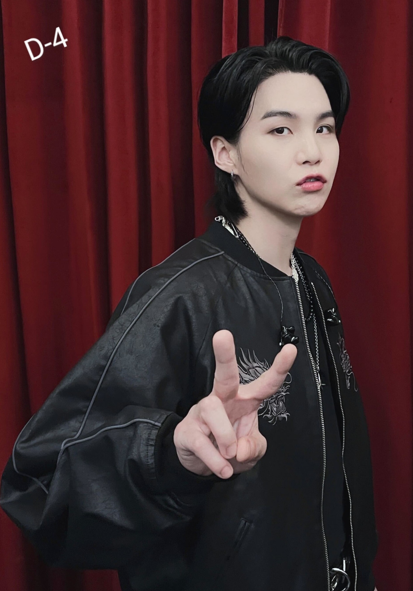 BTS Community Post - #to_suga #Dear_SUGA_from_ARMY ユンギ💖 しっかり休めてますか？ 今日もユンギの事が 7人の事が大好きです😌🌸💓 ユンギの ...