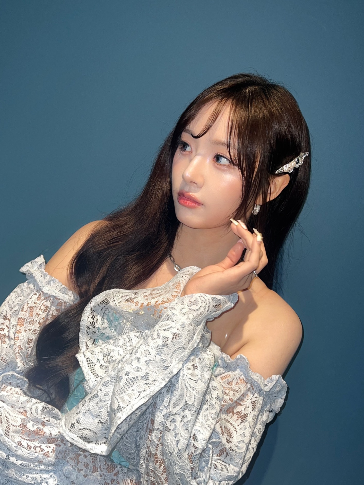 FIFTY FIFTY Community Post - 서가대 🤍🩵 - HANA