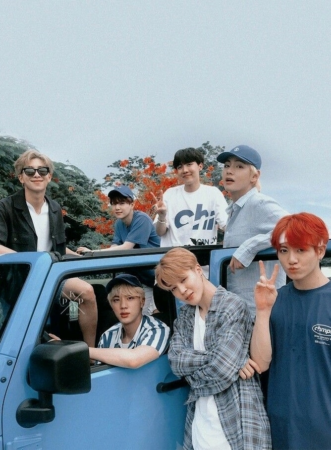 BTS Community Post - Hello BTS and BTS army 💜🫰💜💜💜