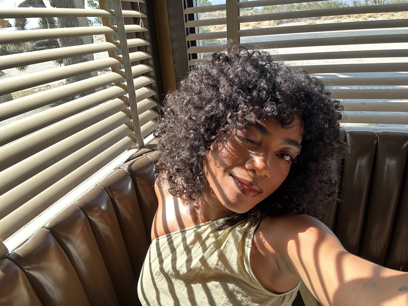 UMI Community Post - heyyyyyyy 🤍 let's facetime? enter below for a chance to win a call from ...