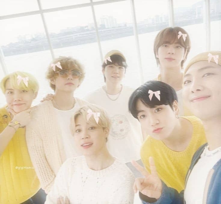 BTS Community Post - Our sunshines~