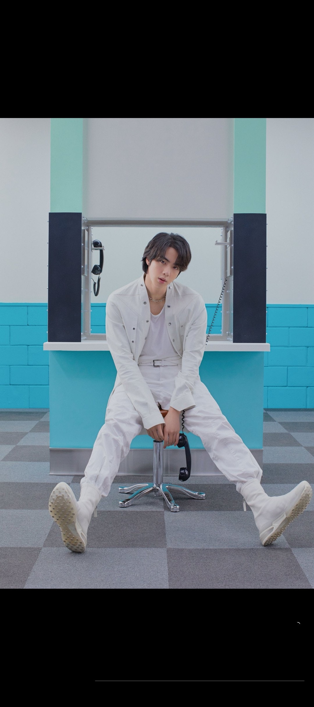 BTS Community Post - #dear_jin_from_army きゃ ジンくんカッコ良い…💗💗💗 髪の毛長いね この長さのジンも大好き💗 もうすぐ日本🇯🇵かな？ 楽しみにし ...