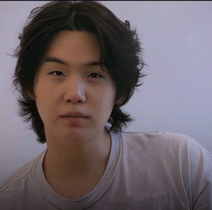 BTS Community Post - Meu amor, Yoongi merce respeito quem o ama respeite por favor, BTS são 7 ...