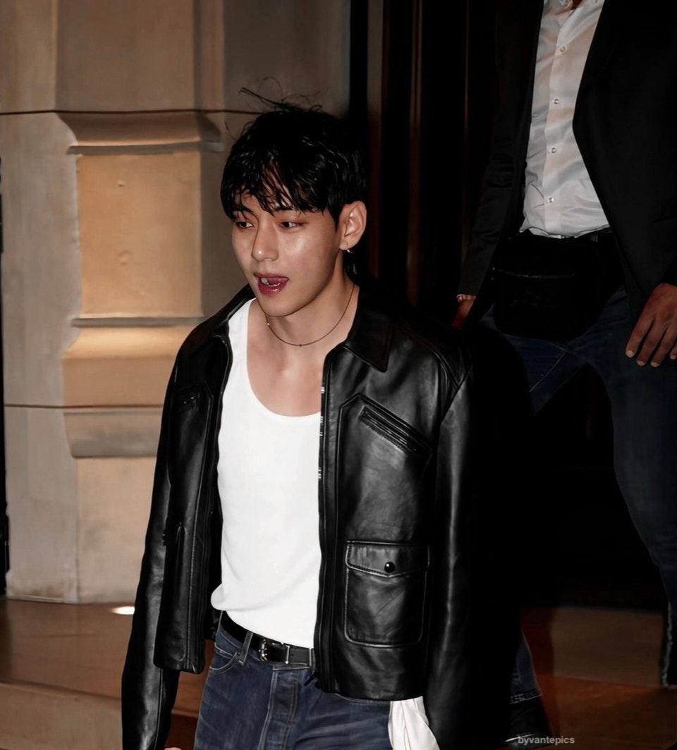 BTS Community Post - Serving looks and tongue game strong🔥🔥🔥 #taehyung ...