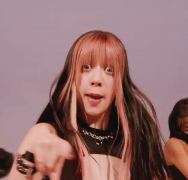 KATSEYE Community Post - dont let me catch u lacking again Megan…