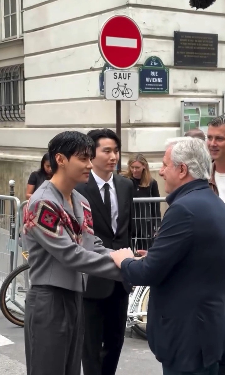 BTS Community Post - handsome man 😭💜