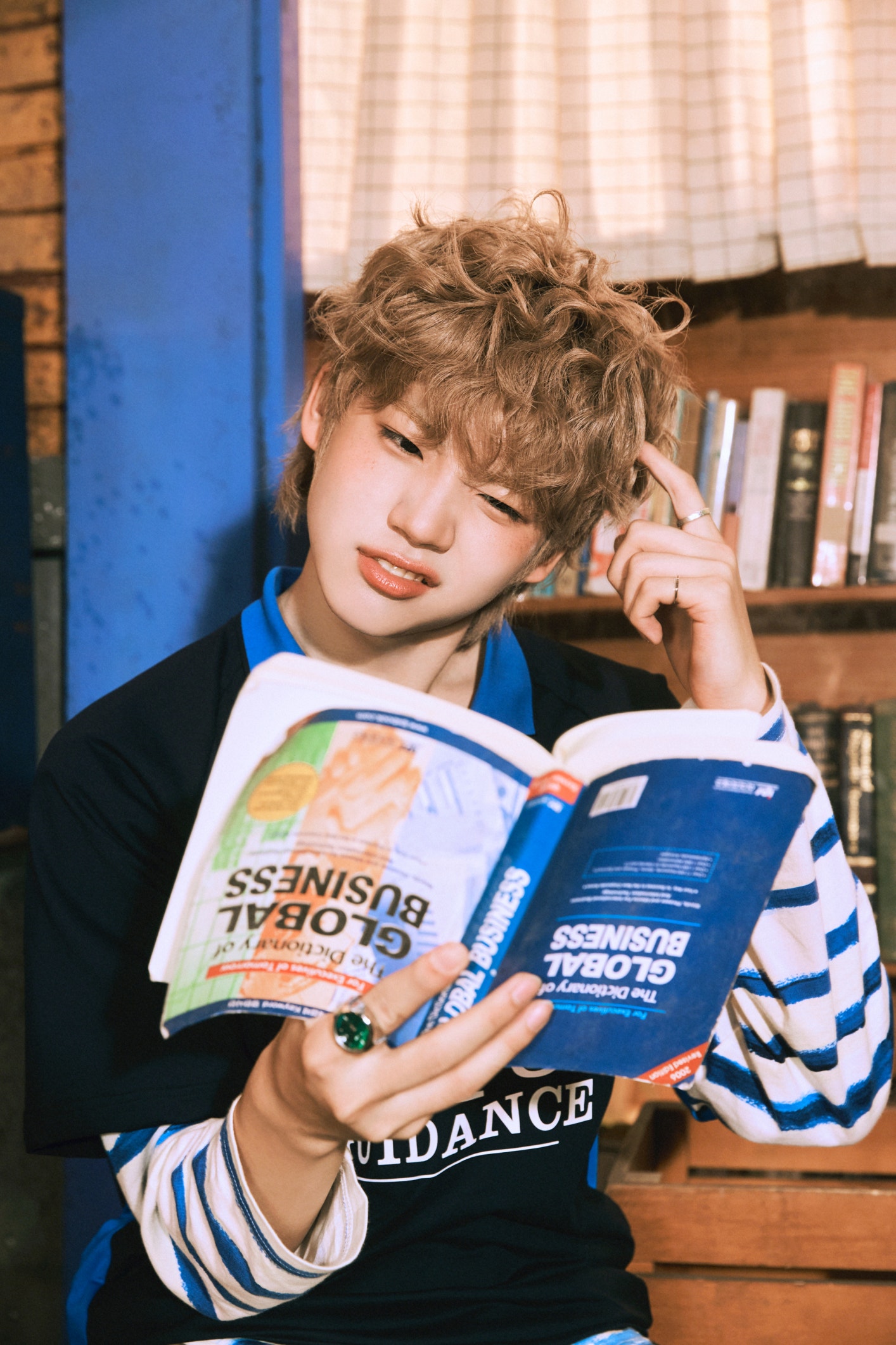 Weverse CLOSE YOUR EYES Image - CLOSE YOUR EYES ‘Snowy Summer Concept Photo "Somewhere, Even Now ...