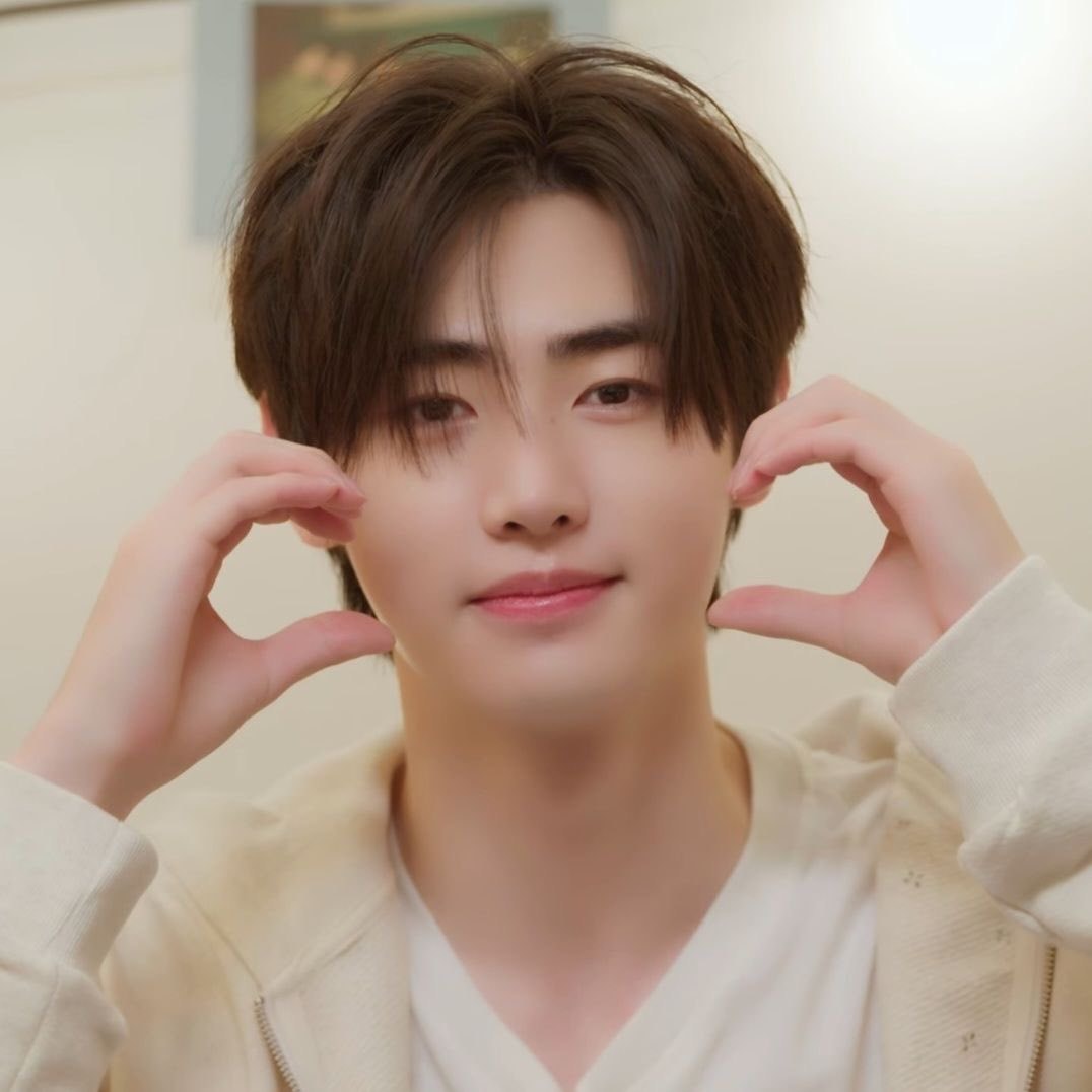 ENHYPEN Community Post - Hoonie, I'm always here for you~ ️♾️