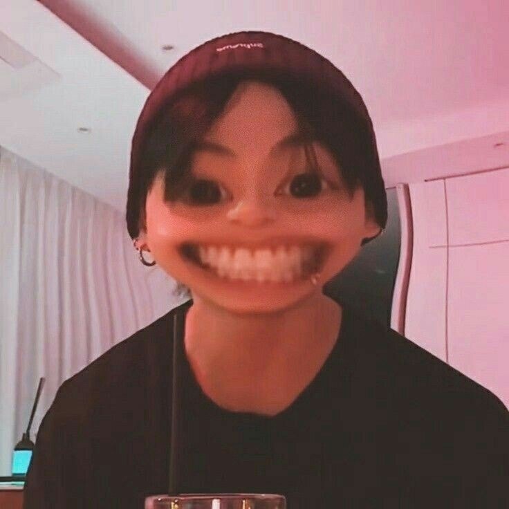 BTS Community Post - Guess, who missed all live sessions??? Meeeee, bcoz i was sleeping like Yoongi