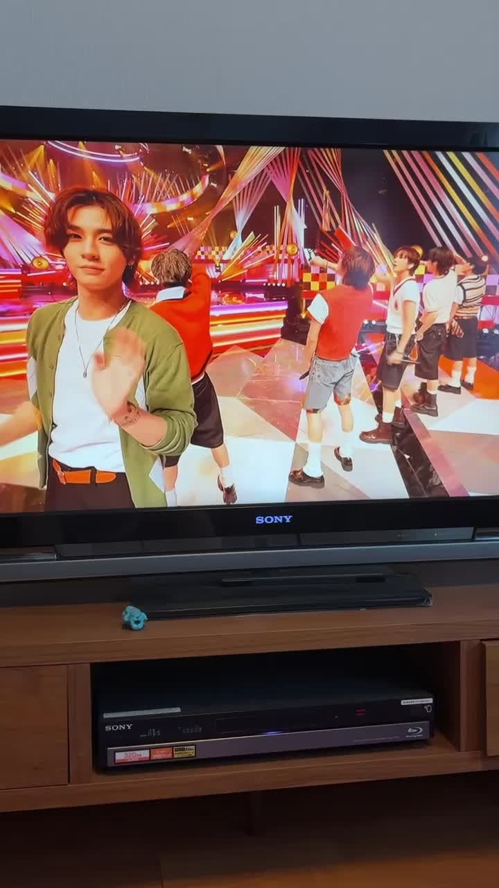 BOYNEXTDOOR Community Post - jump·͜·ᰔᩚ