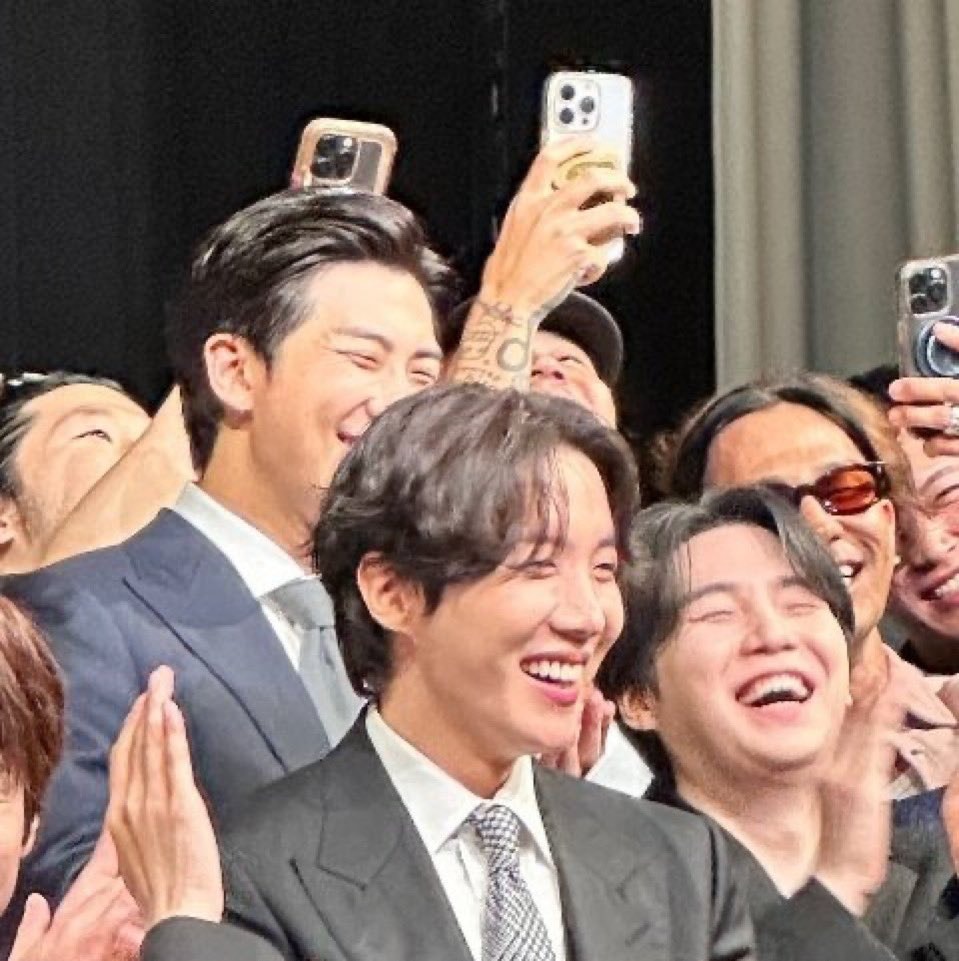 BTS Community Post - their smiles 🥺