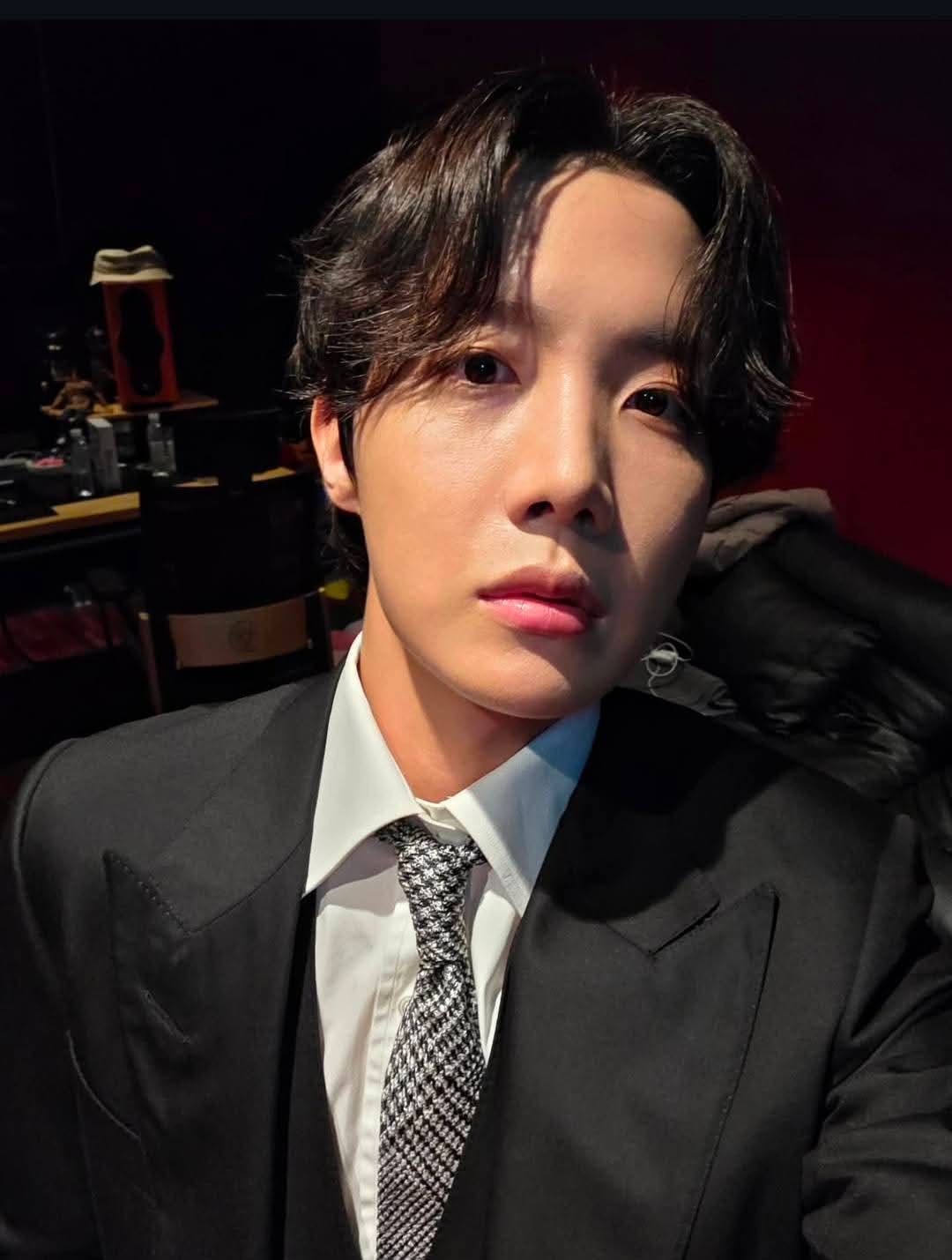 BTS Community Post - CoArmys be saving selcas of our Namjoon and Hobi ...