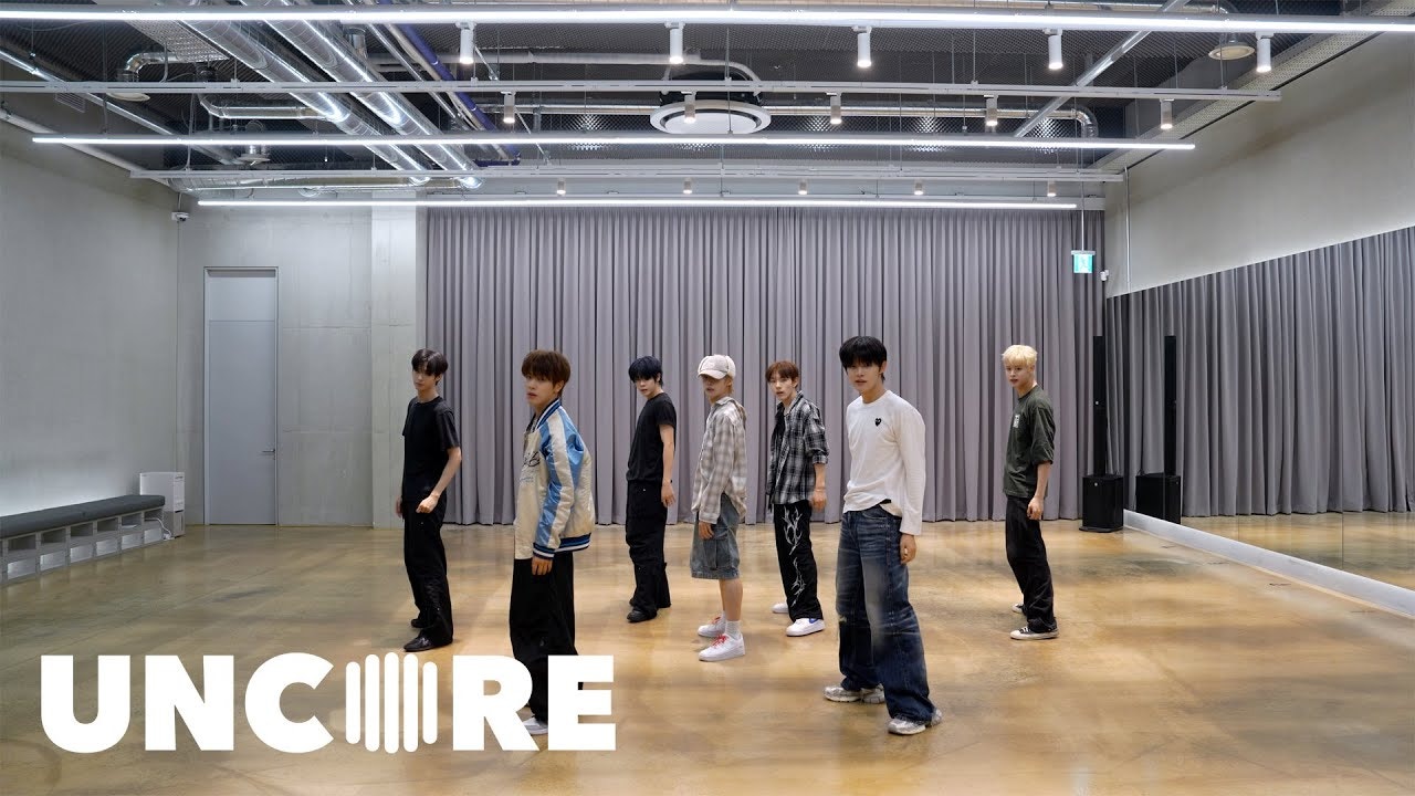 Weverse CLOSE YOUR EYES Media - CLOSE YOUR EYES 'Snowy Summer' Dance ...