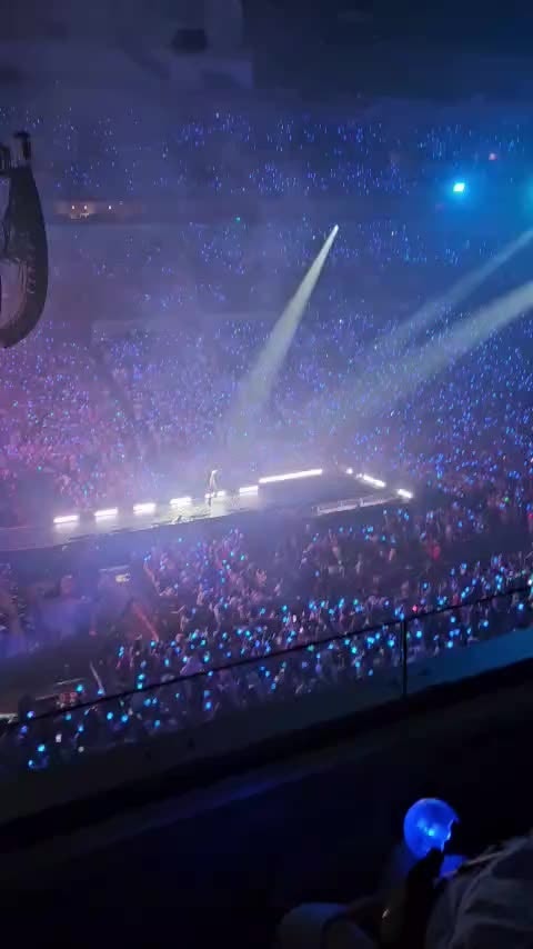 BTS Community Post - hi! 24 hours ago i went to the Seokjin tour in ...