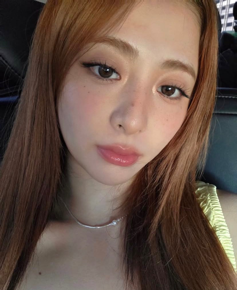 LE SSERAFIM Community Post - jen recommend a song for today!! also heres my recommendation for you