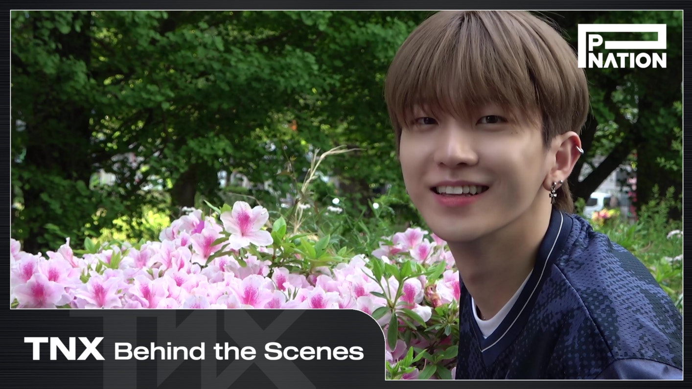 Weverse TNX Media - [🎥] [To THX, From TNX] 오성준 (SUNG JUN) - 미워 (Ego) | Behind The Scenes