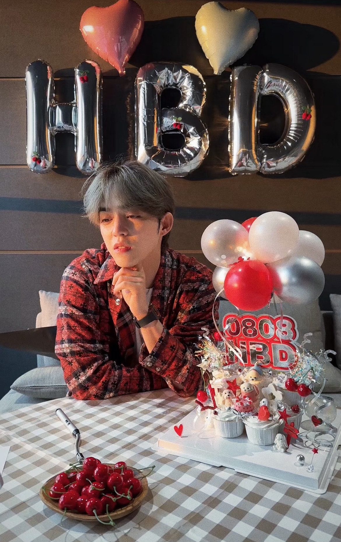 SEVENTEEN Community Post - #HAPPY_SCOUPS_DAY 울 쿱스~ 생일 너무너무 축하행!! 항상 ...