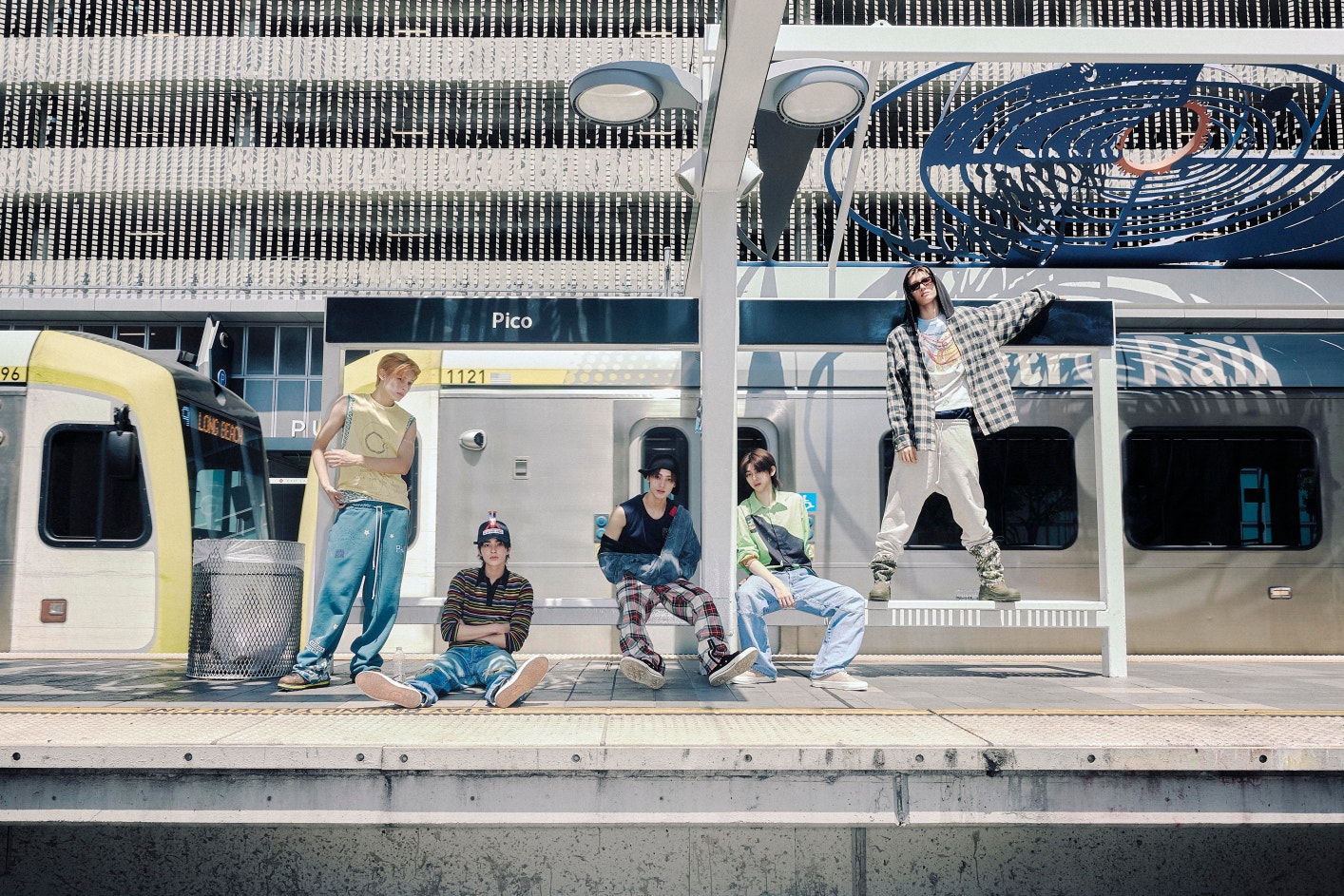 Weverse CORTIS Image - COLOR OUTSIDE THE LINES Concept Photo 'Scene 1'