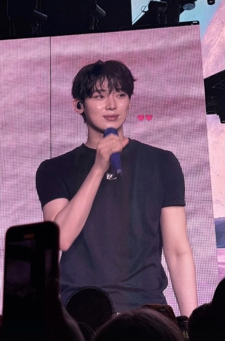 ENHYPEN Community Post - sunoo handsome 💗💗