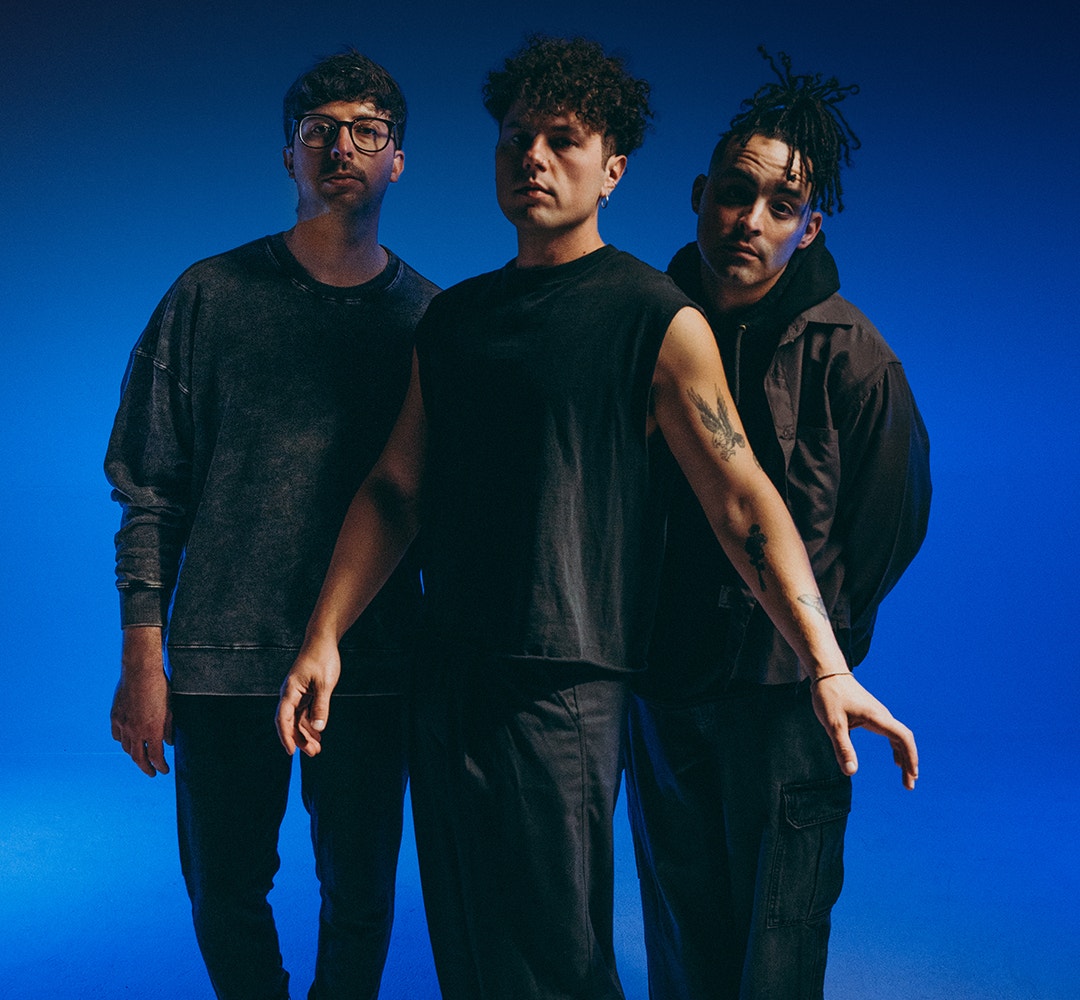 Weverse nightly Community Highlight