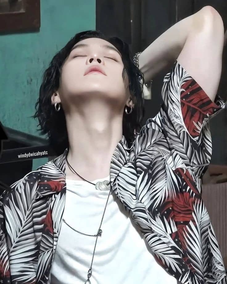 BTS Community Post - Daddy Yoongi💥🥵