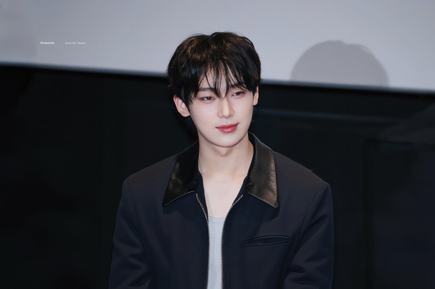 ENHYPEN Community Post - OMG, I can't handle it, sunoo is so handsome 😭😭🖐🏻