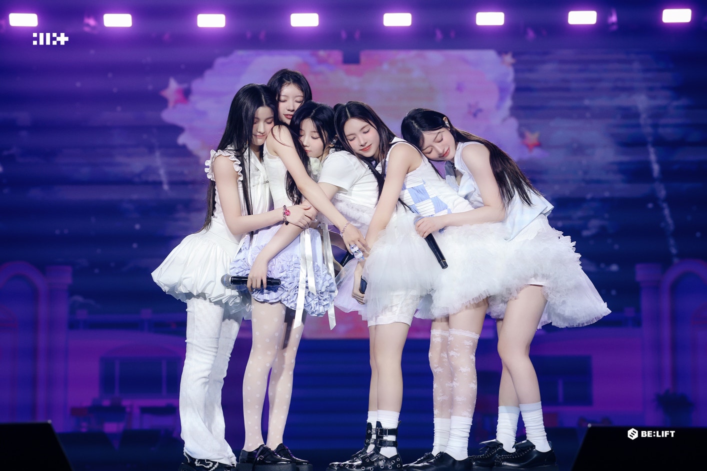 Weverse ILLIT Image - [Behind Cut] ILLIT (아일릿) 2025 GLITTER DAY IN SEOUL Photos