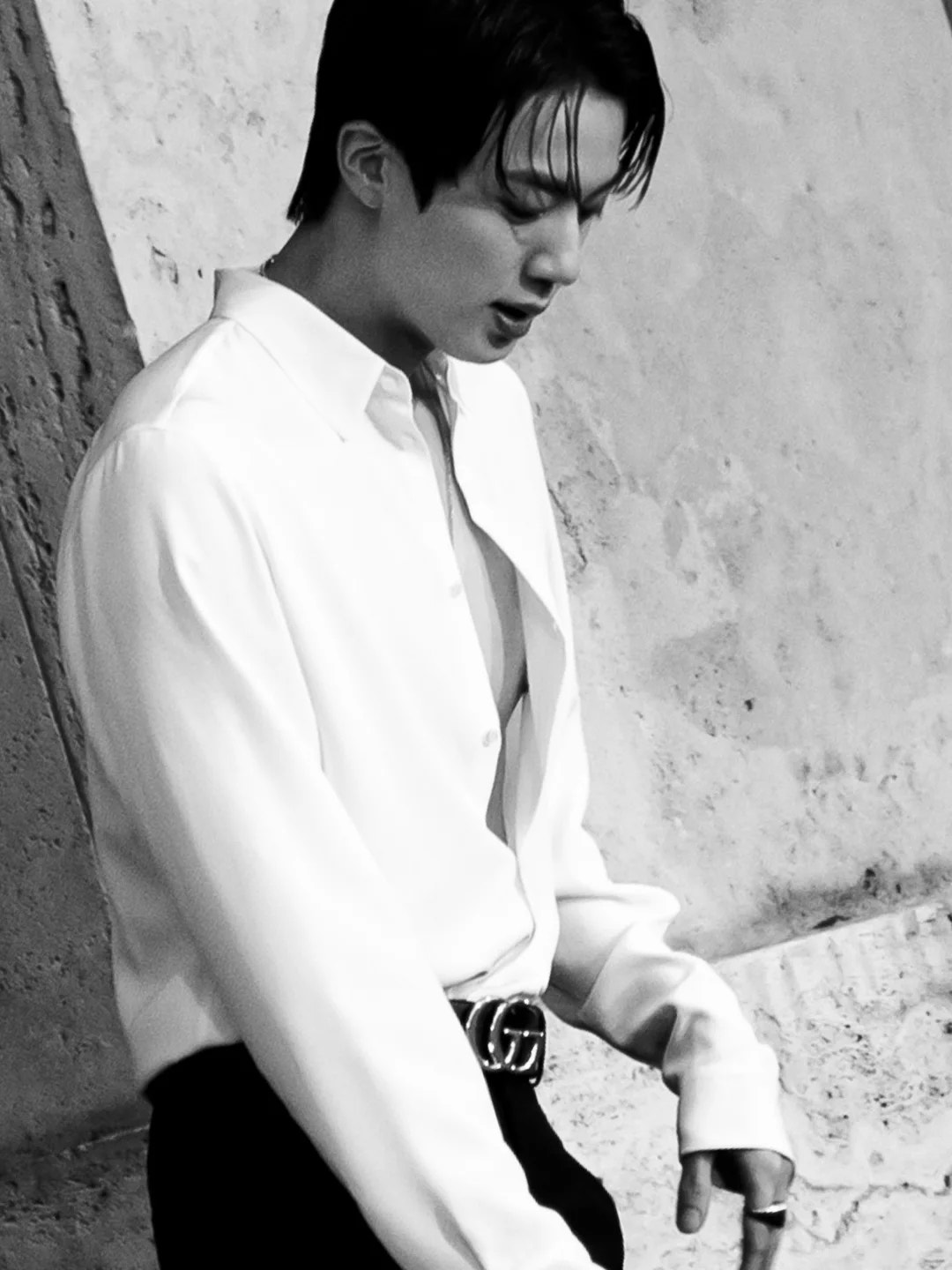 BTS Community Post - jin oppa 😘🫂💜💜💜💜