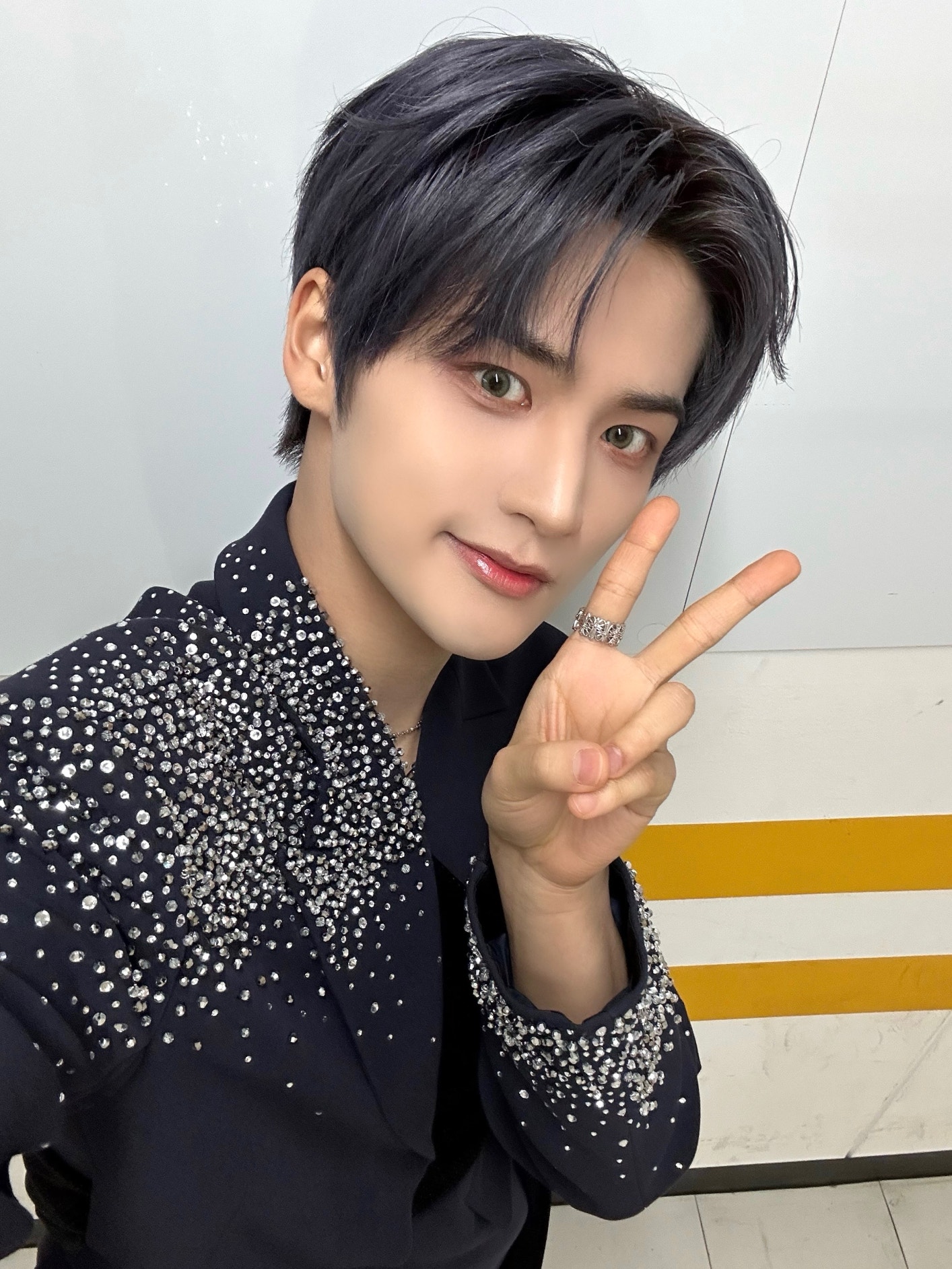 Nowadays Community Post 데이앤 골든디스크 무사히 재밌게 잘 하고 왔어요 많은 기대 부탁드려요