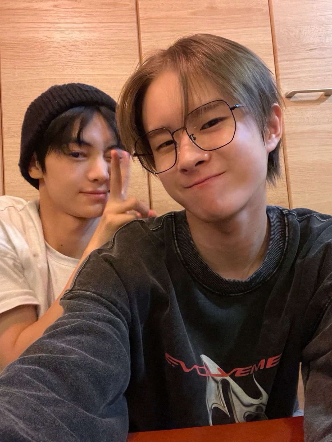 TWS Community Post - 나의 영원한 단짝 우리 한진이형 생일축하해!!!!! 오늘 형한테 행복한 하루가 되었어여 ...