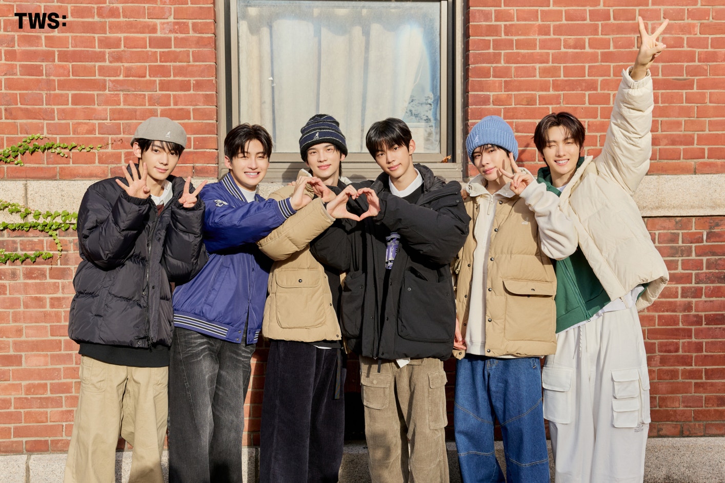 Weverse TWS Image - TWS (투어스) '캉골(KANGOL)' Ads Photo Sketch