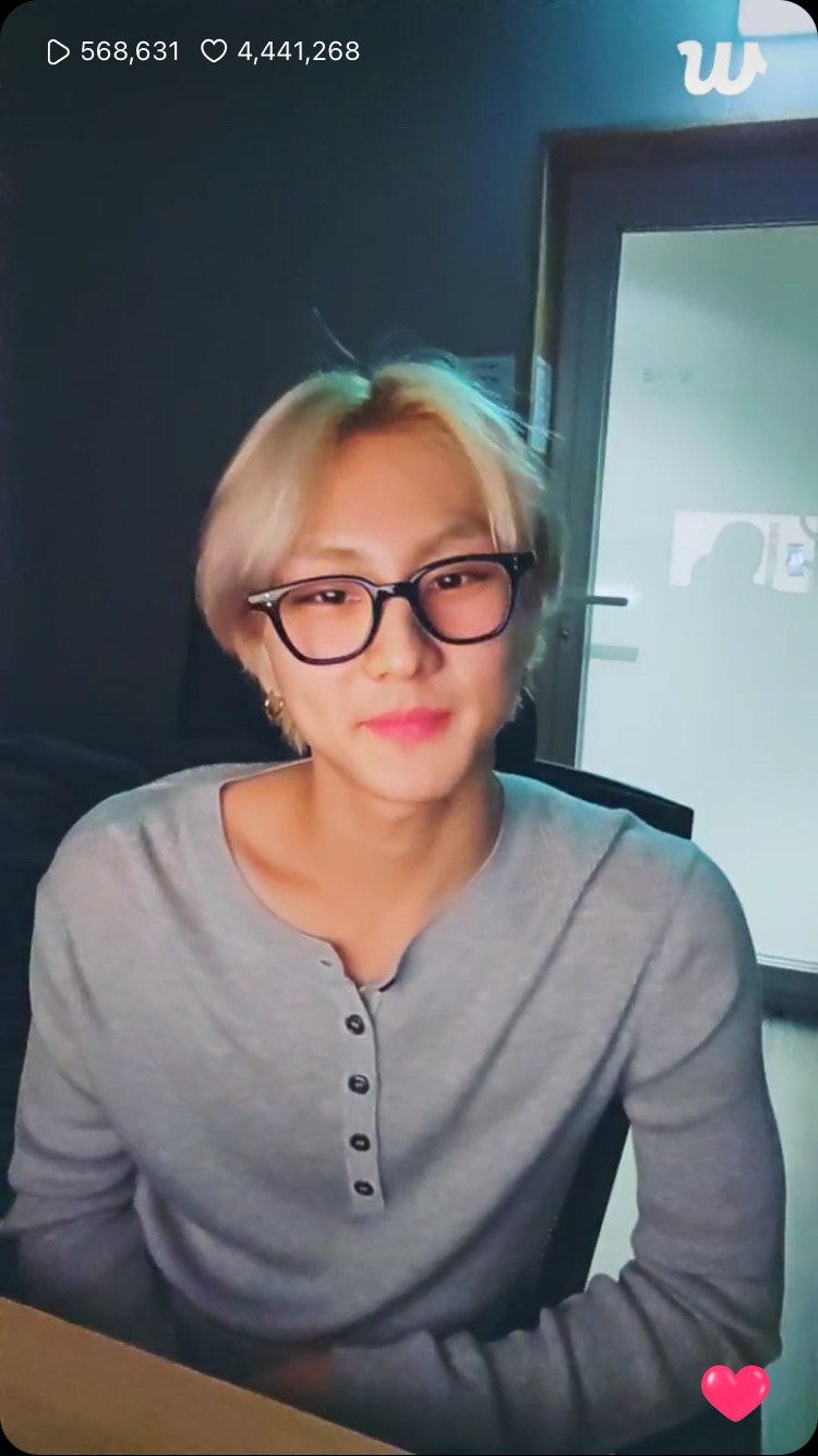 ENHYPEN Community Post - jongwon live