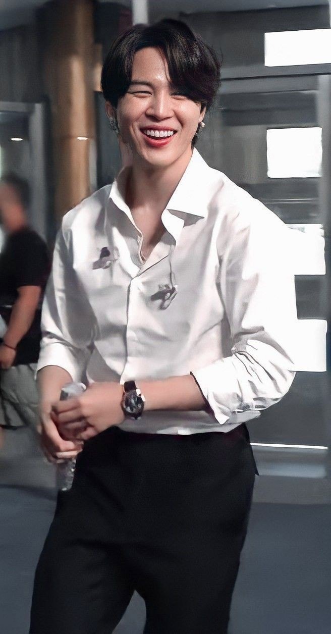 BTS Community Post - #dear_jimin #dear_jimin_from_army 지민아, 괜찮아? 먹고 잘 자고 있어? 그냥 안부만 말해줄래? 너무 ...