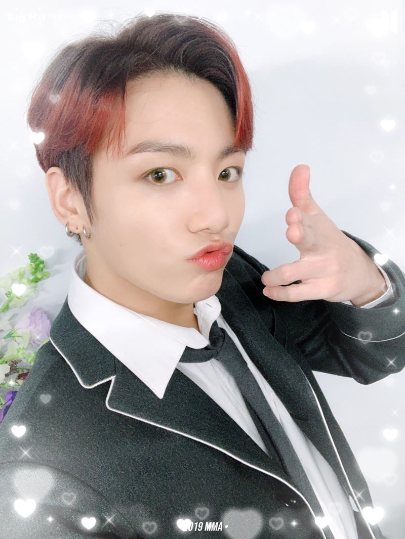 BTS Community Post - .*･ﾟ🐇⋆*🫧 JUNG KOOK TIME .*･ﾟ🐇⋆*🫧 愛しい정국💜 今日はどんな1日でしたか？ 今日はとても天気が良くて 運転中も暖かった ...