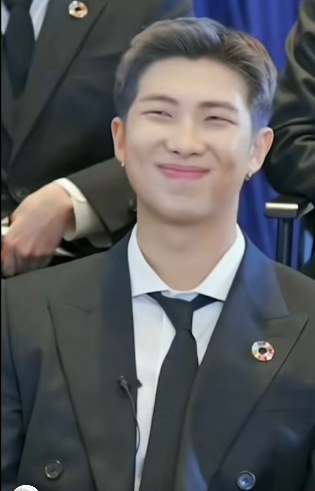 BTS Community Post - #Namjonnie Hi handsome 😍 I love your smile!!! 💜 #I ...