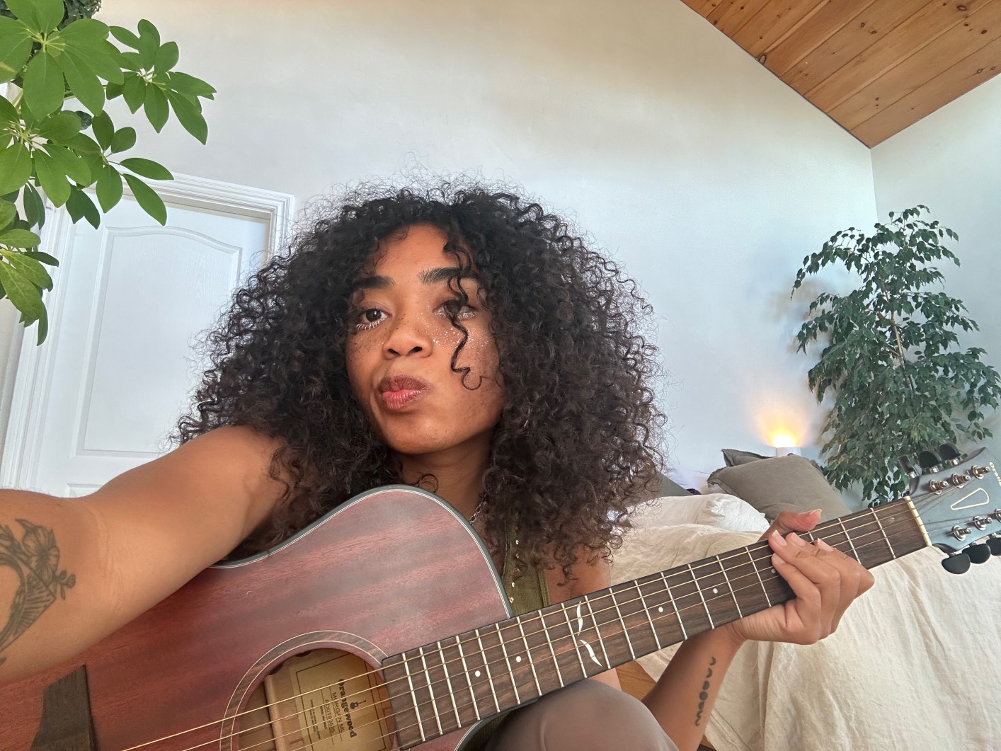 UMI Community Post - hi weverse : D - UMI