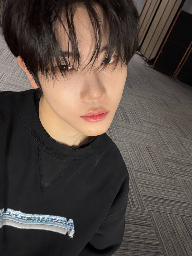 Close Your Eyes Community Post 어서 와 클유아 위버스는 처음이지🪄 Jang Yeojun