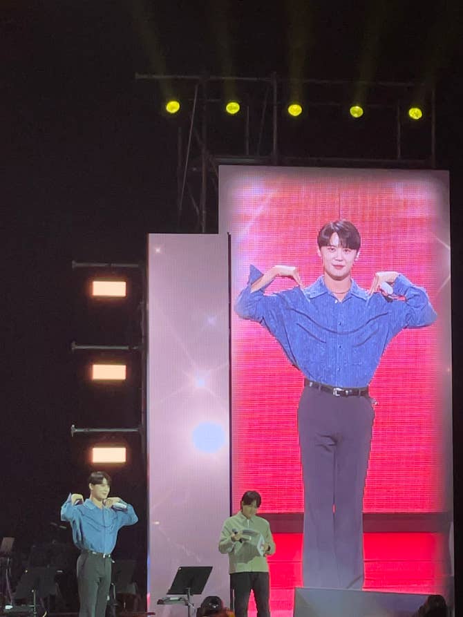 Kim Jun Su Community Post 팬미팅은 첨인데 와서 코코넛분들 따수움 많이 느끼고 갑니당🥹🥹🥹금손 코코넛 왜