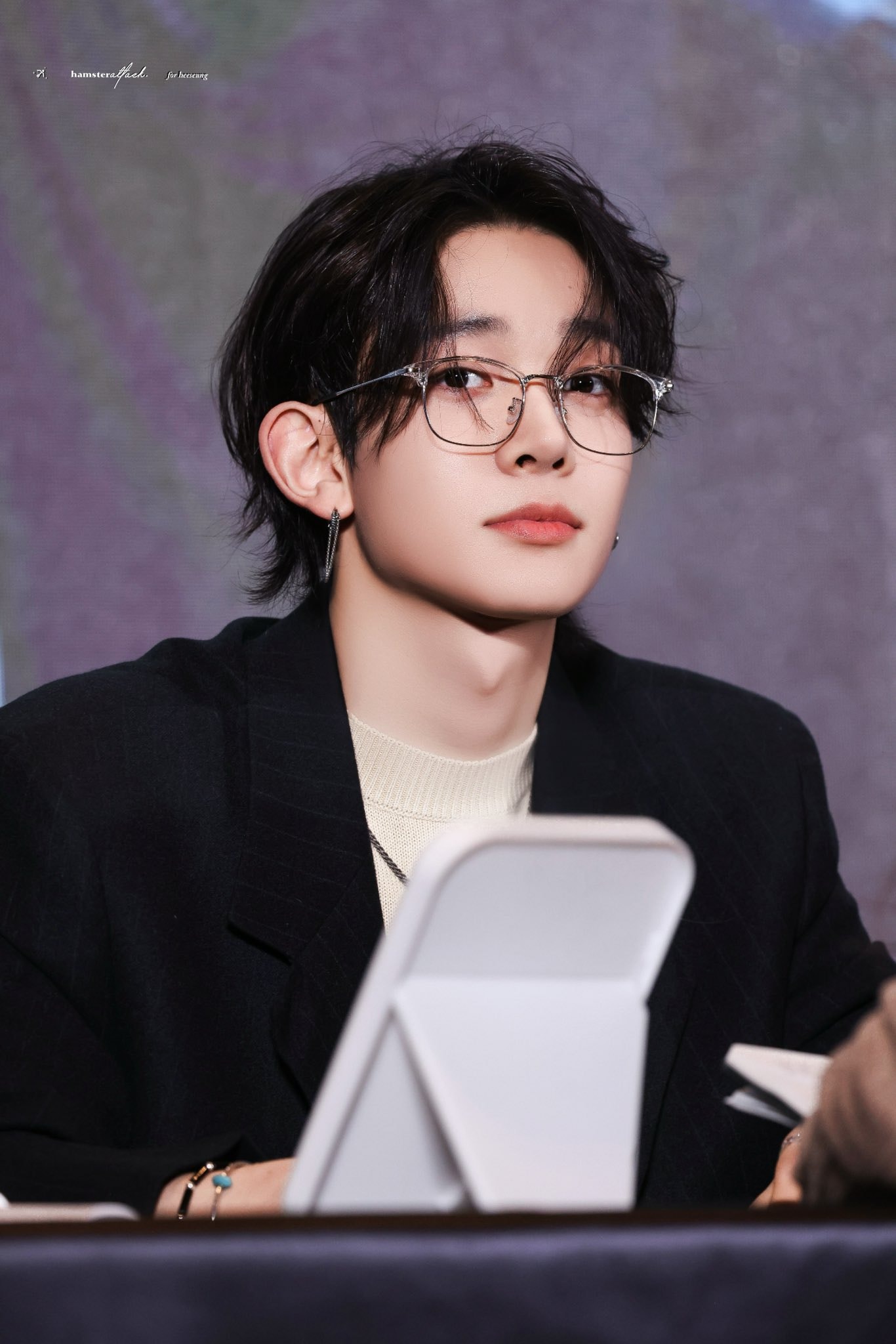 ENHYPEN Community Post - Evan Lee