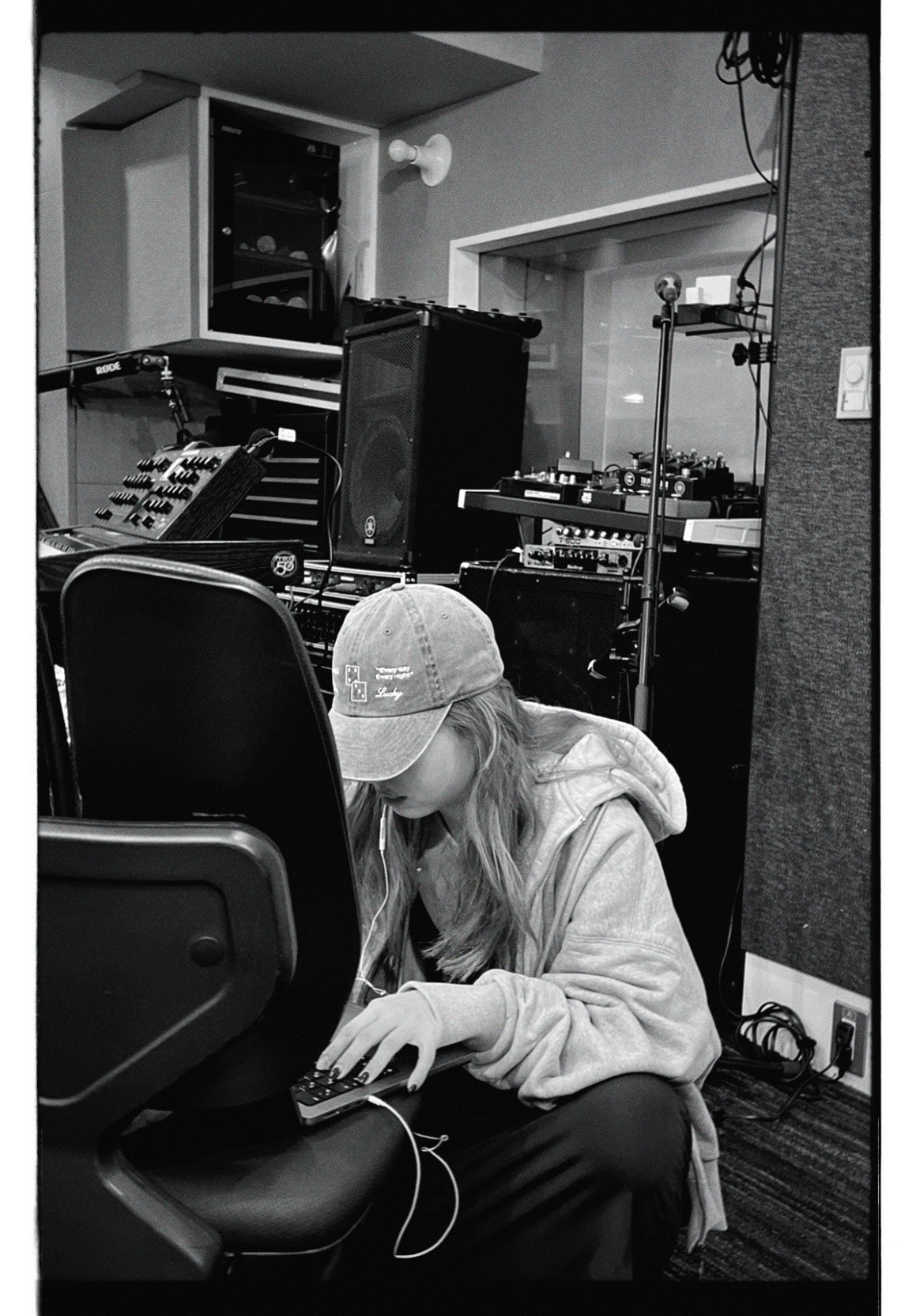 eill Community Post - プロフェッショナルじべた - eill