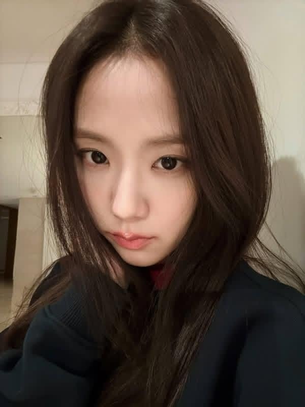 BLACKPINK Community Post