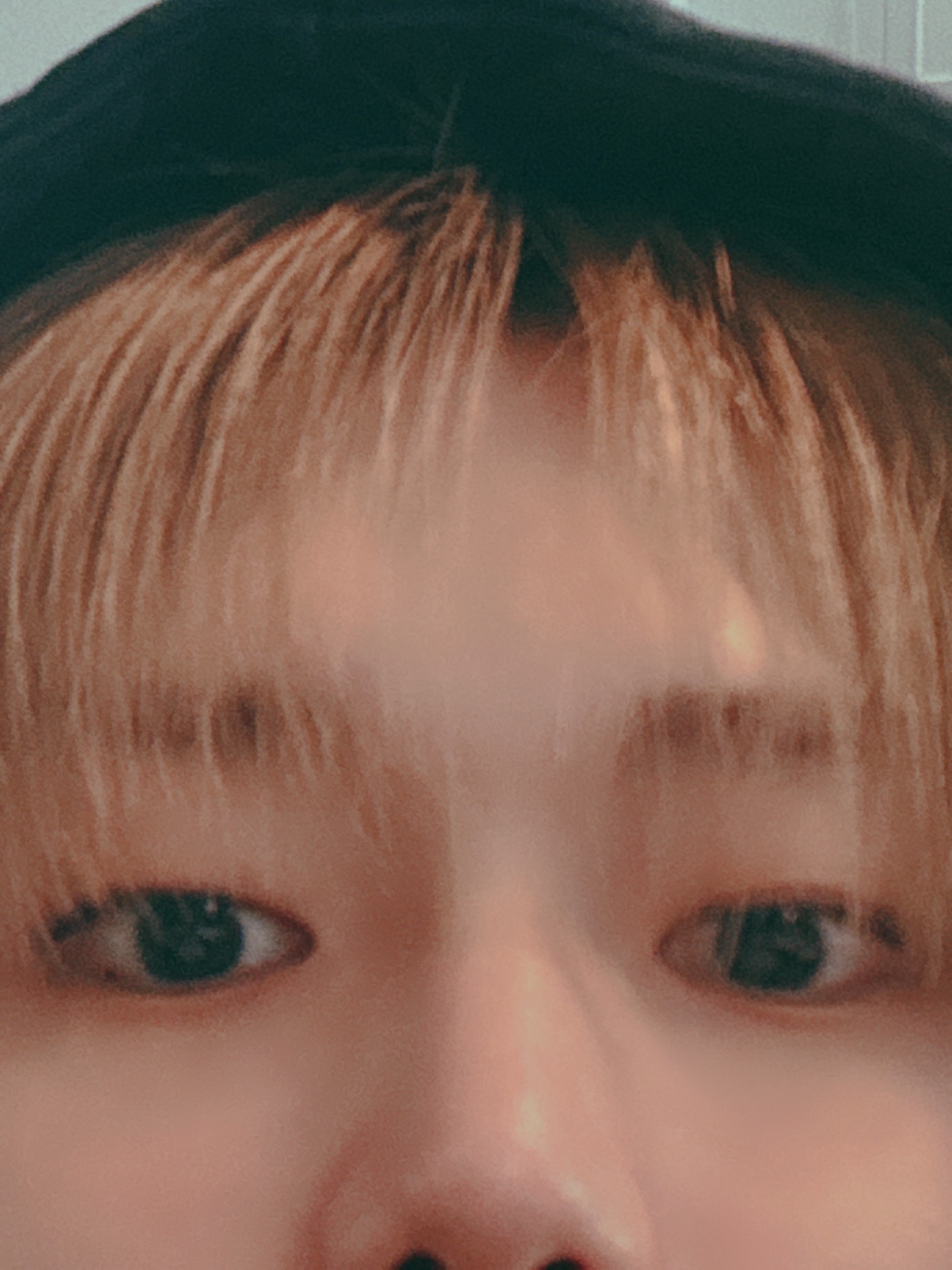 Atbo 커뮤니티 포스트 여러분 제가 머리를 다듬었습니다 원빈