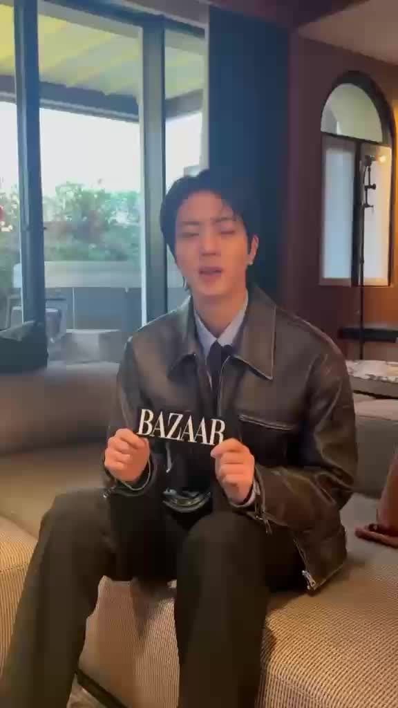 BTS Community Post - enjoy the milan fashion week in my country jin 🇮🇹🤍 ...