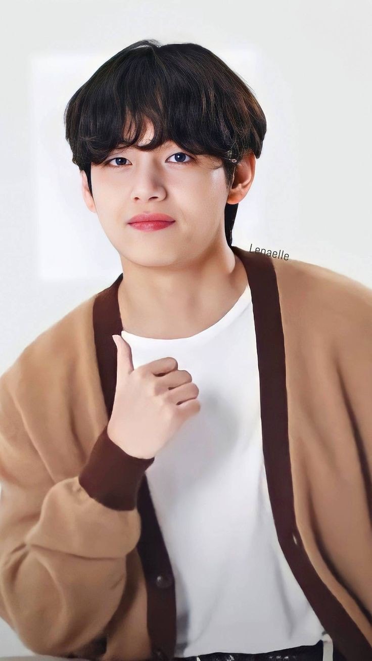 BTS Community Post - #Taehyung Gd evening TaeV 🫂I miss you so much 🫂I love you 🫂😘🫂💚 ️💜💞💪🤗🥰