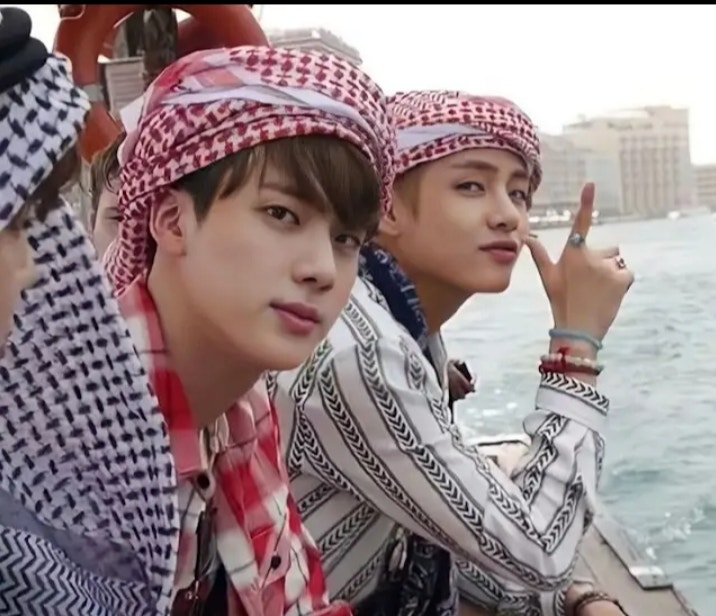 BTS Community Post - Ramadan mubarak 🕌🕋