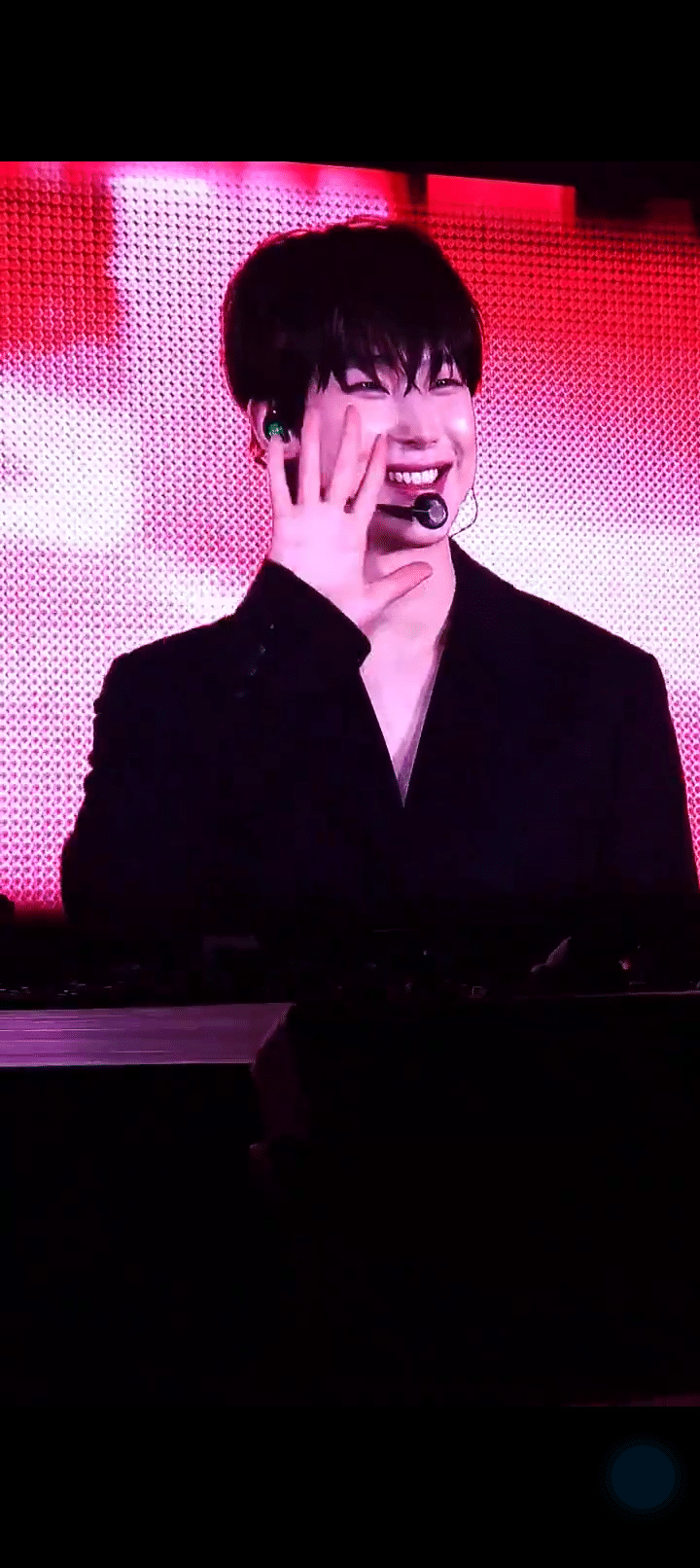 ENHYPEN Community Post - 선우 pogi pogi!!!😭